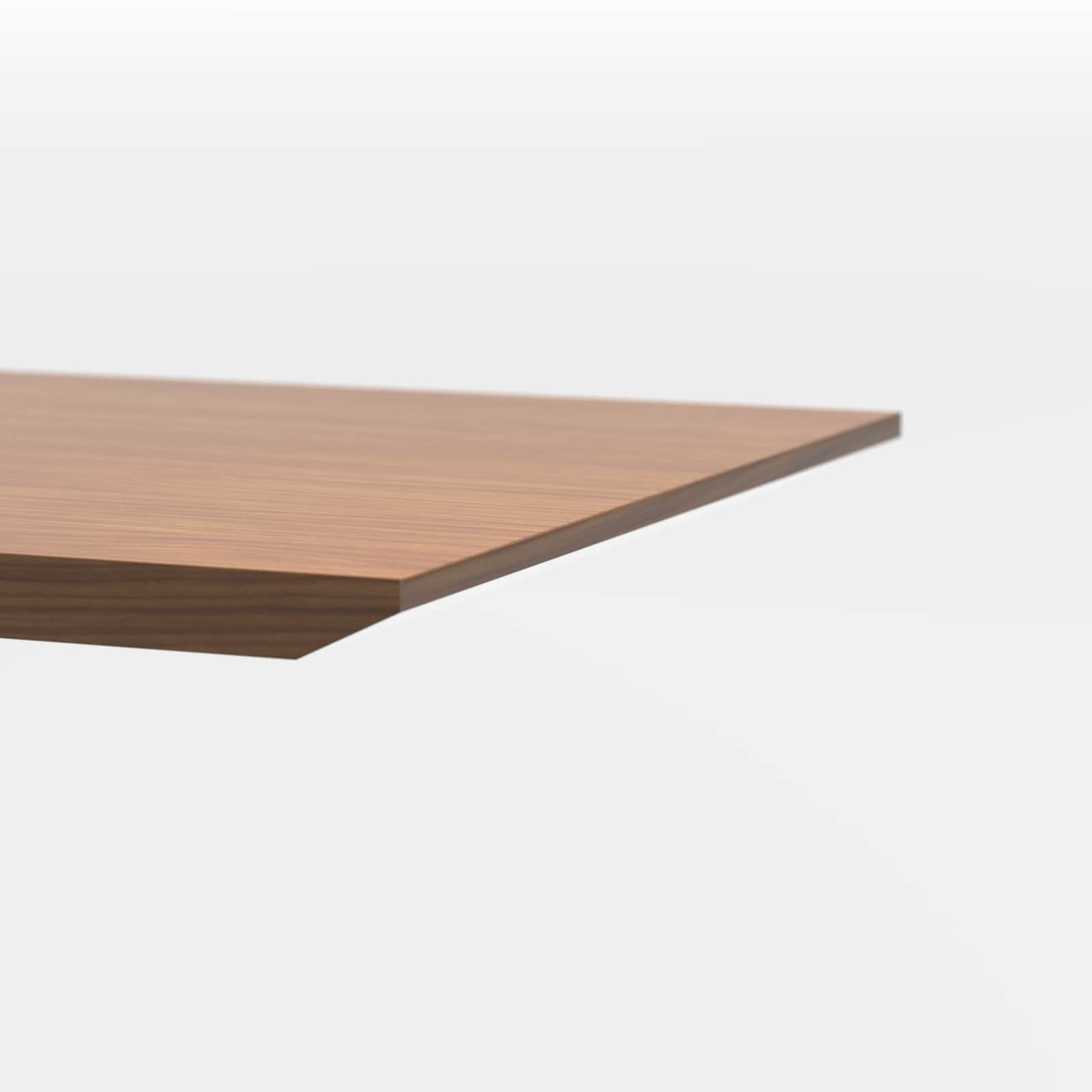 Vox® Community Table