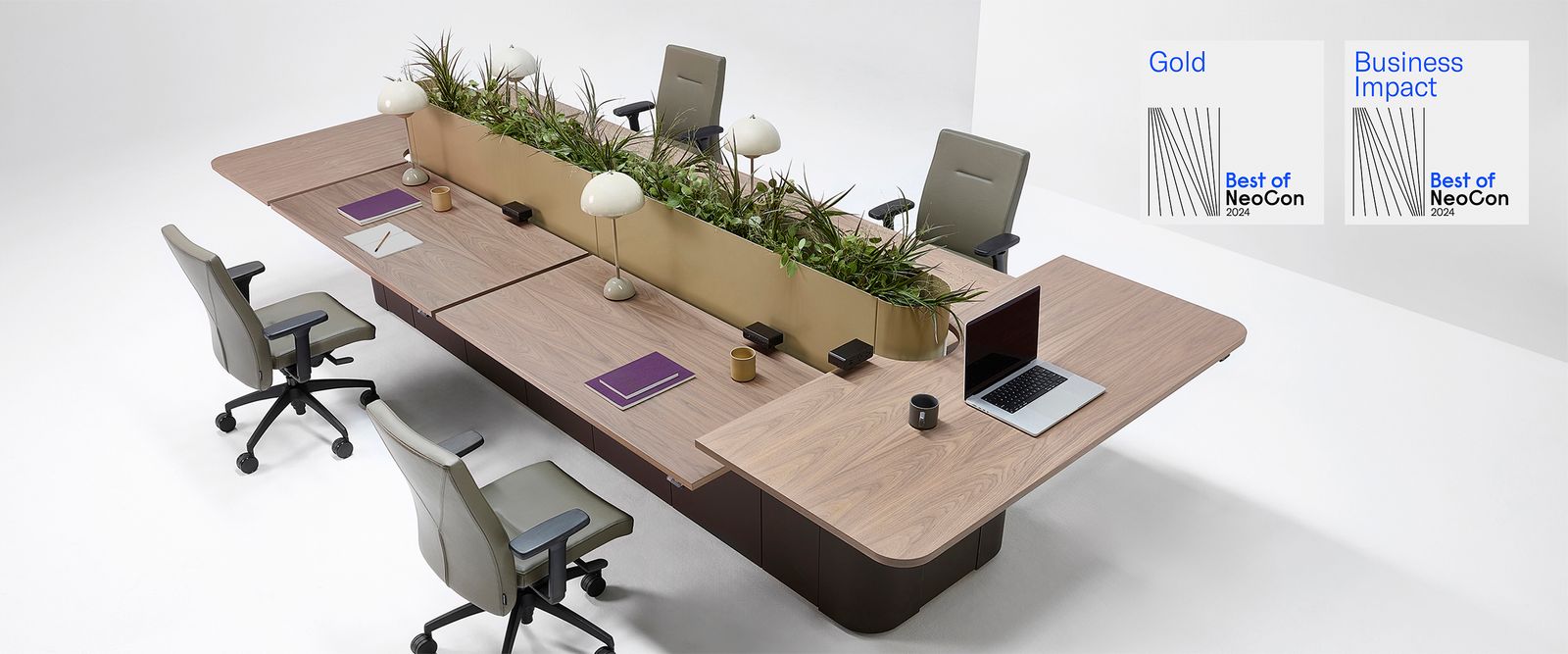 Vox® Community Table