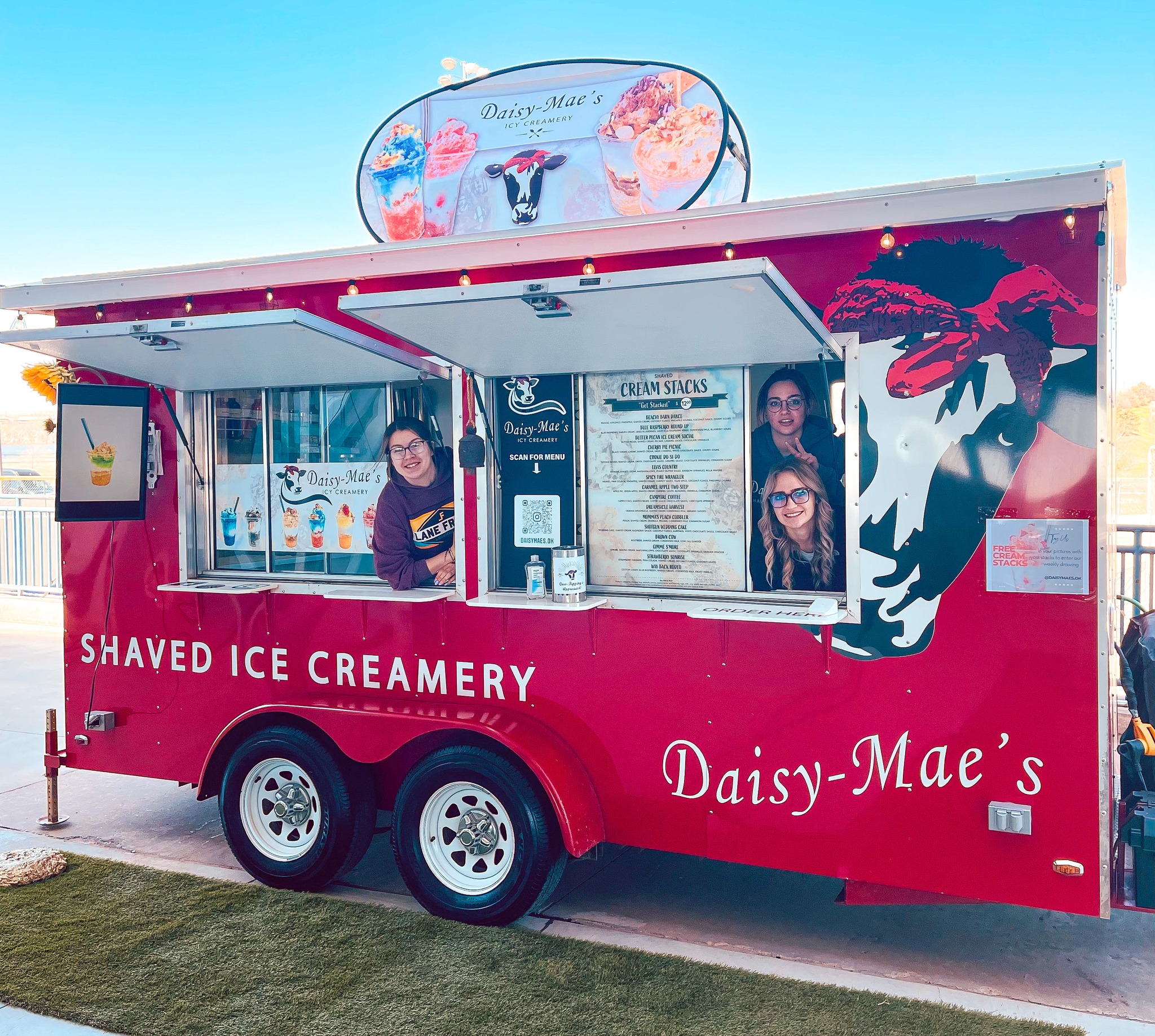 Daisy-Mae's Icy Creamery | Okie Food Trucks