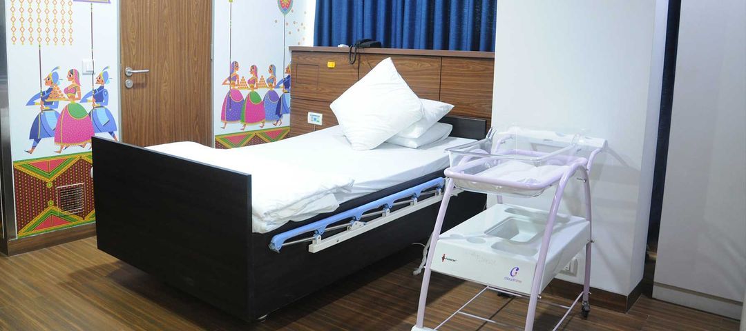 Best Maternity/Pregnancy Hospital in Malad, Mumbai for Normal Delivery ...