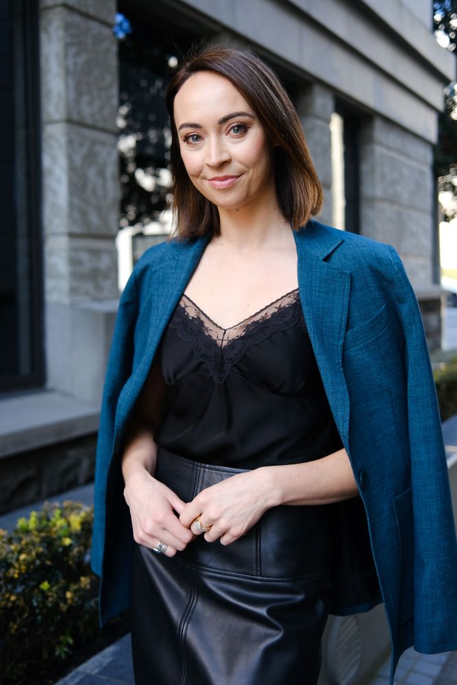 Getting ready for the Kate Sylvester show with Tova O’Brien | Ensemble ...