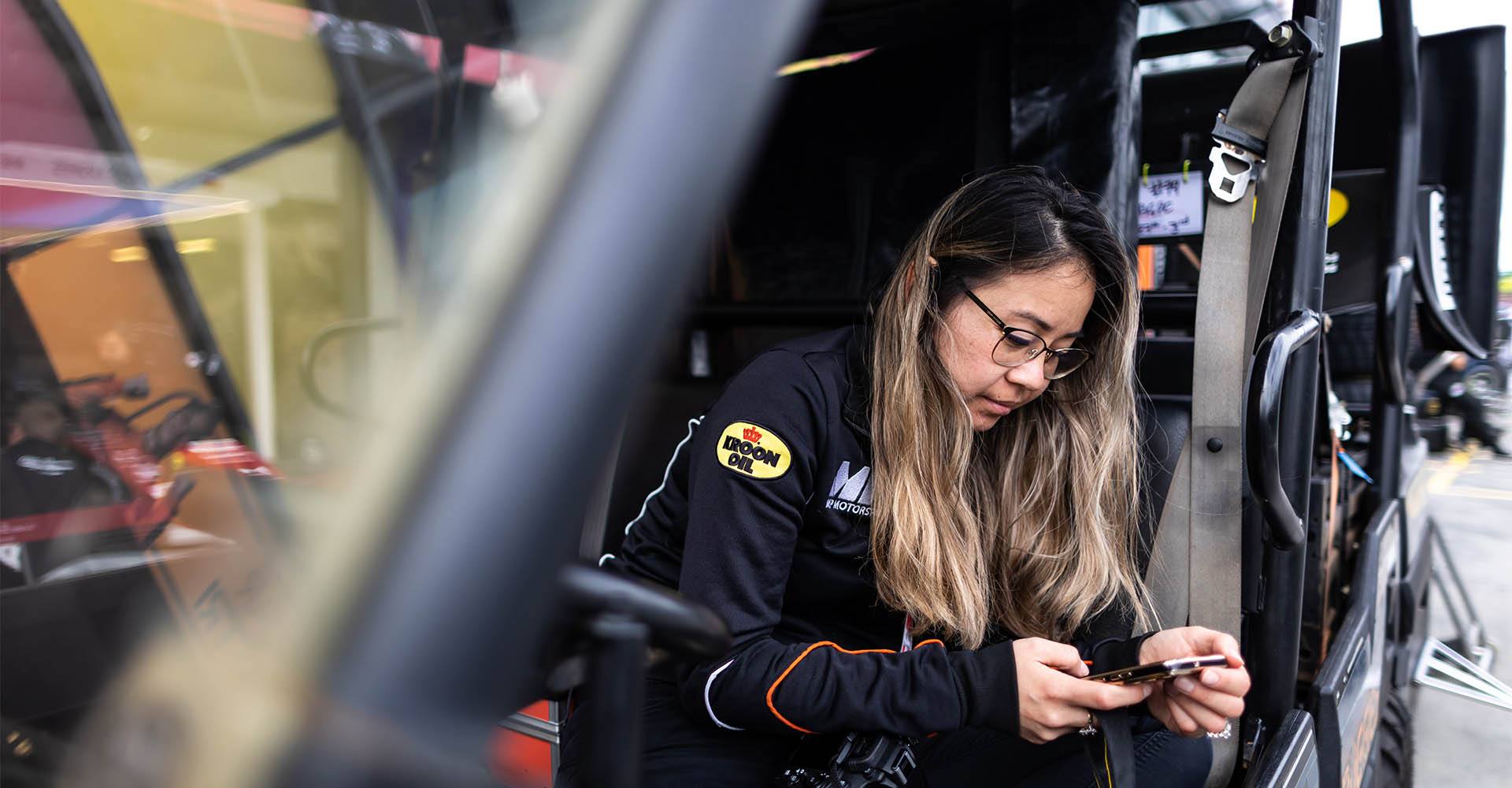 Meet the 'Drive to Survive' Kiwi making a name for herself in ...