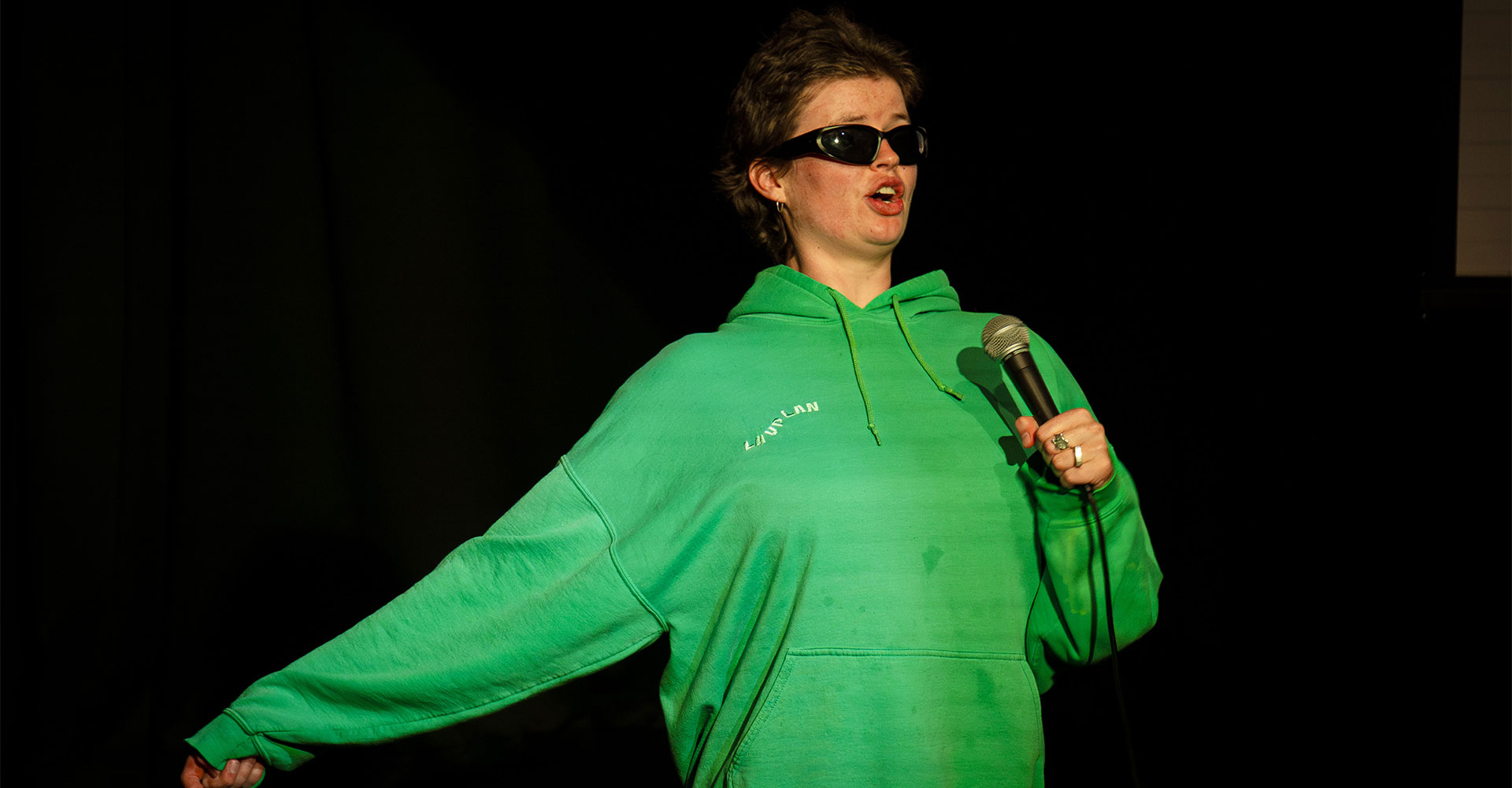 'Where da trannies at?' Trans comedian Liv Ward wants to know ...