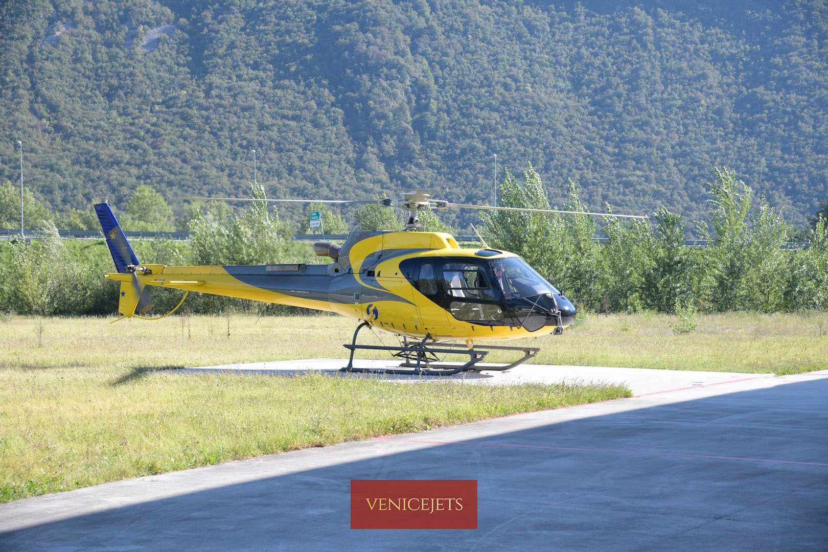 As 350