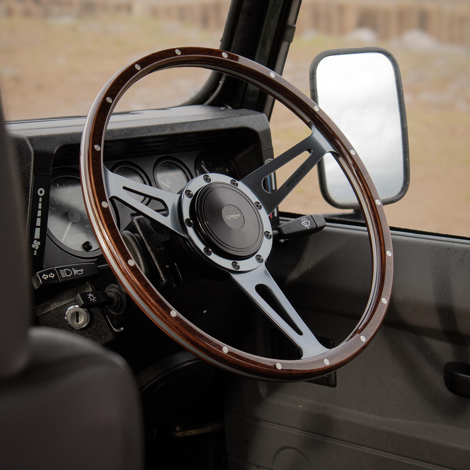 Heritage 1948 | Land Rover Steering Wheels