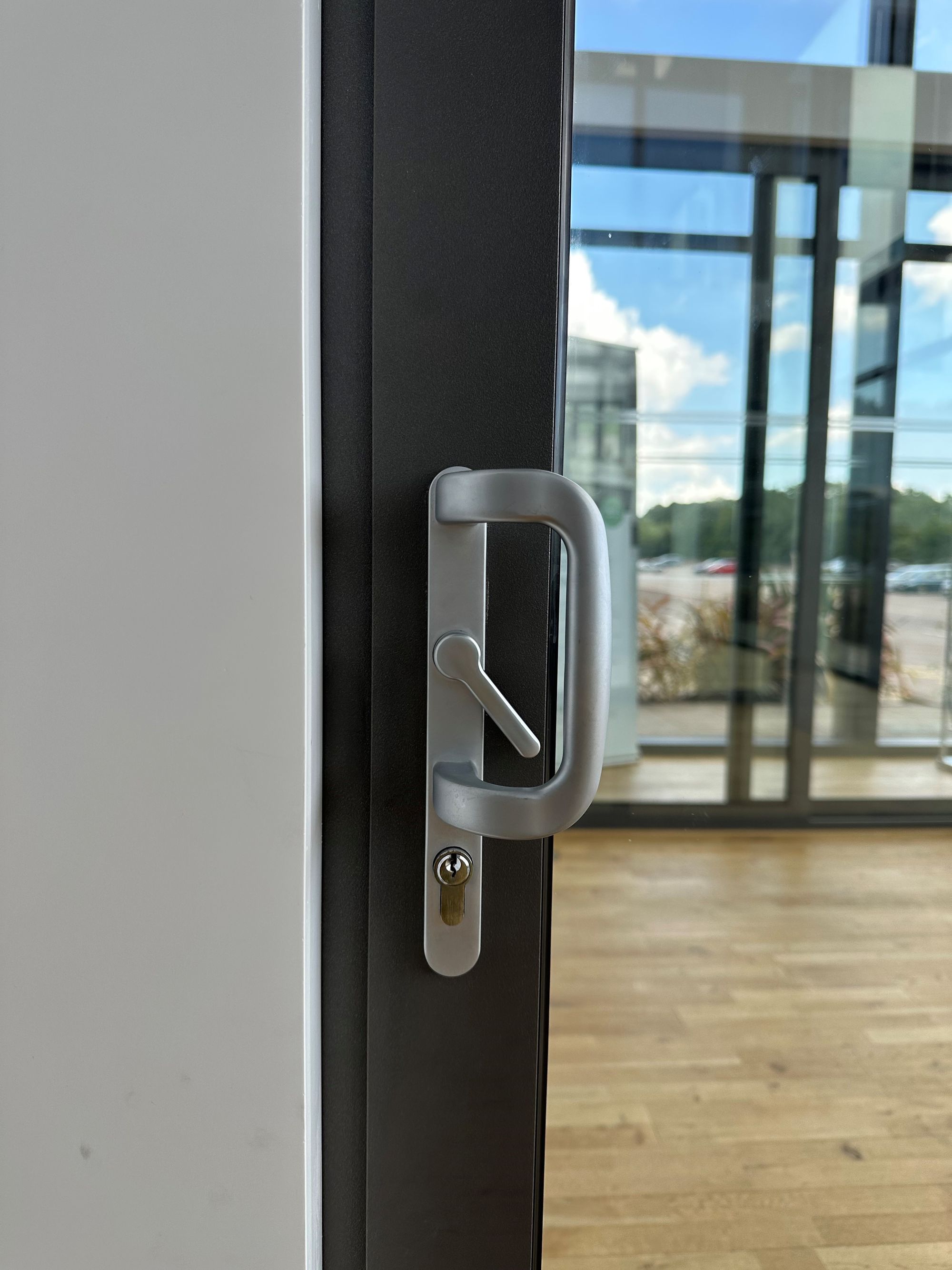 Optio BSC94 HI Inline Sliding Door System | AluK Customer Portal