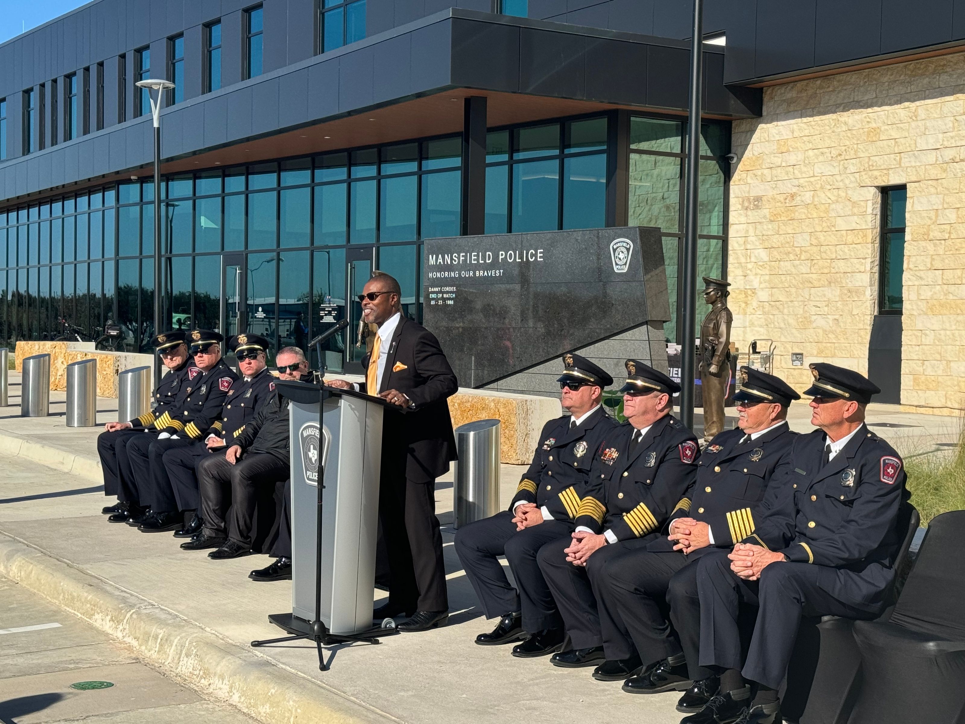 Mansfield police open new headquarters