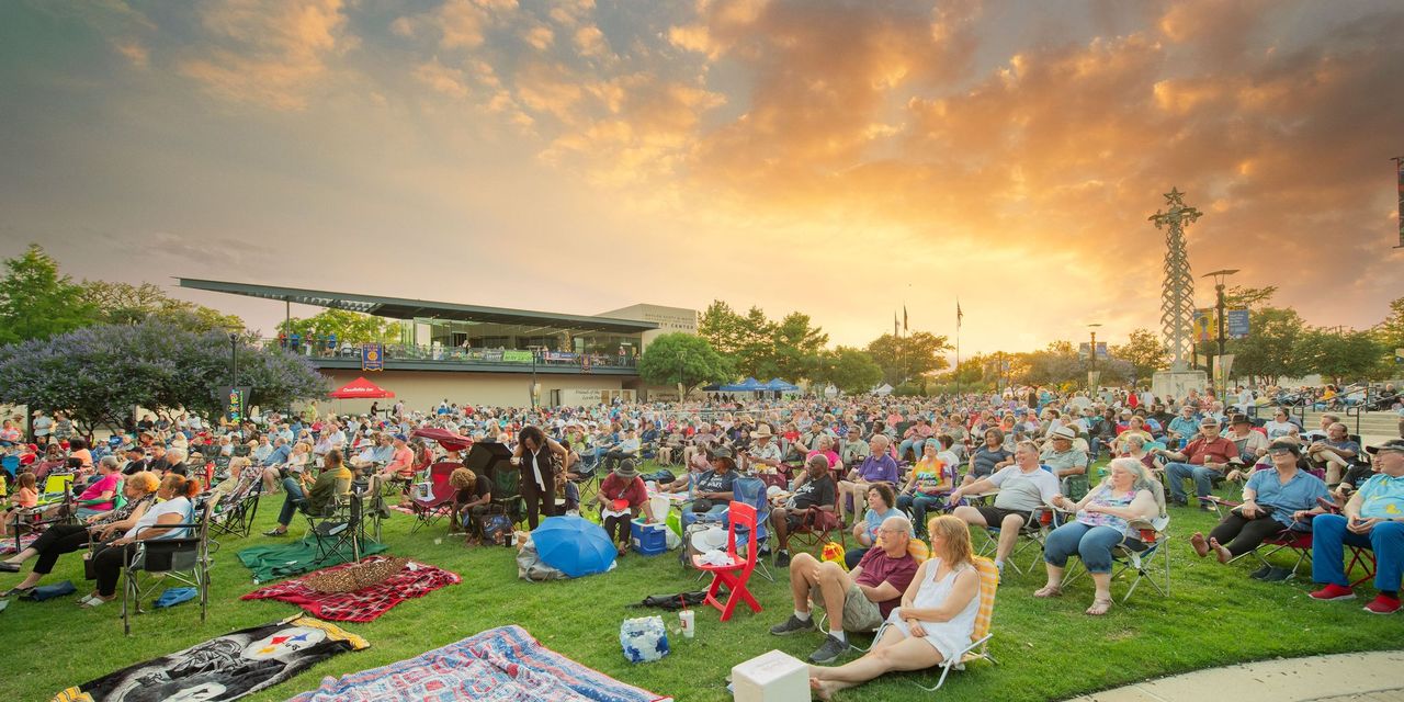 Levitt wraps up season with free concerts