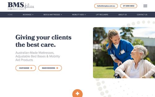 UX/UI Designer & Webflow Developer from Earth - Matt Blak