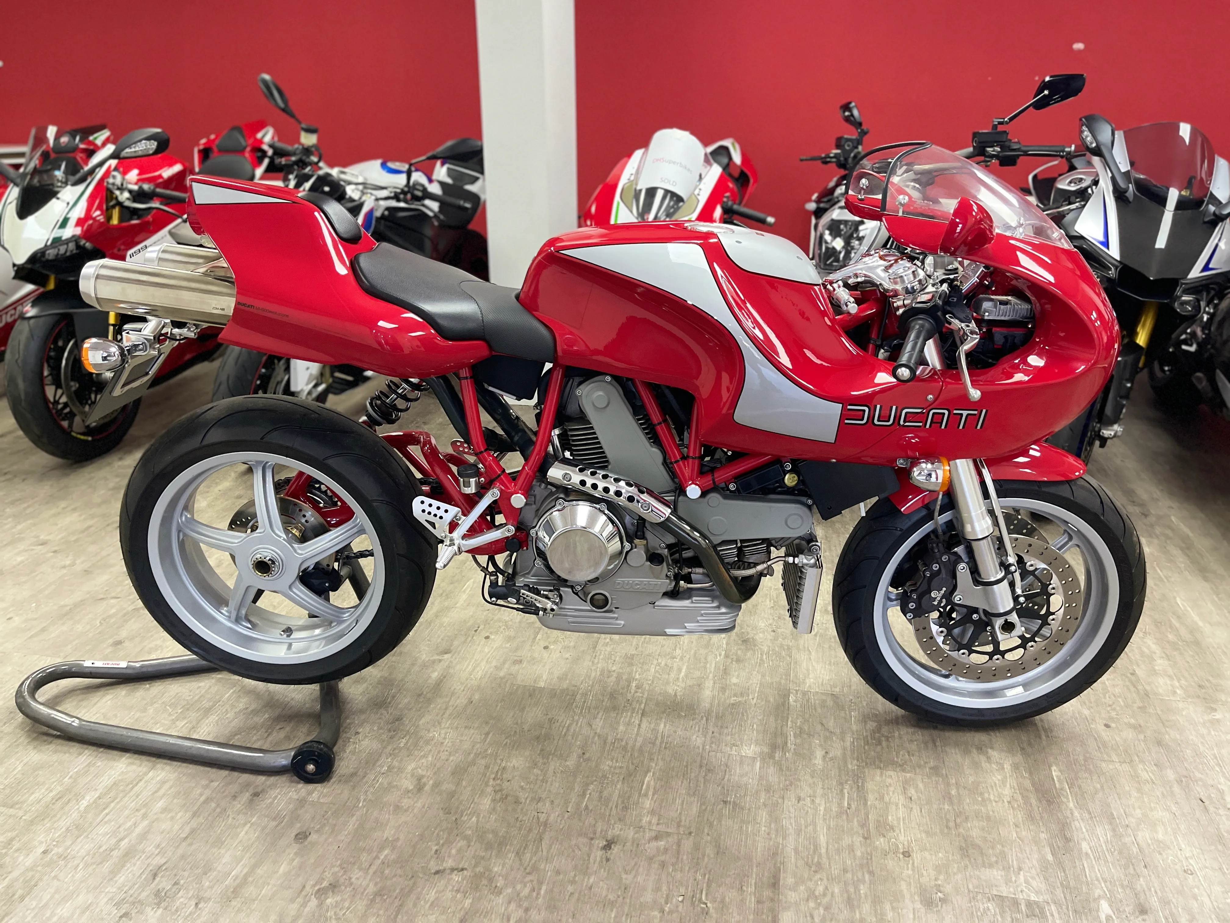Ducati MH900 Evoluzione MH 900E MH 900 E 2001 Ducati