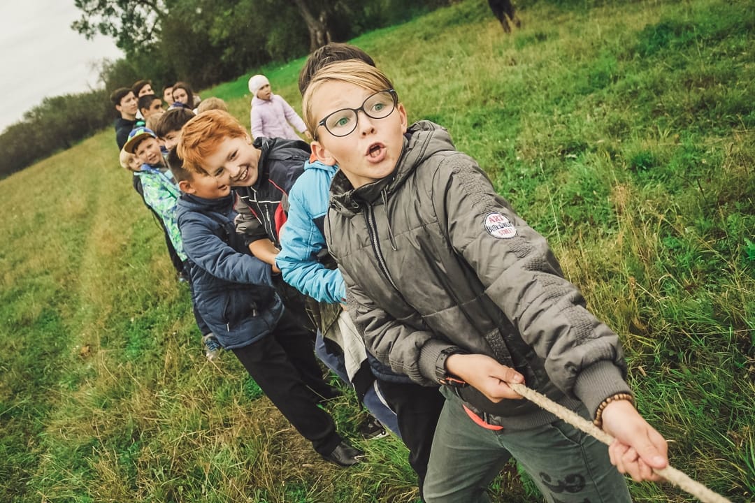 14 Last-Minute Fun Youth Group Activities & Games | Tithely