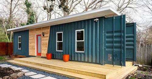 Veteran builds bespoke shipping container homes for homeless peers