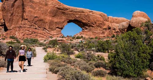 National park 'fee-free day' on Saturday, despite Trump cuts