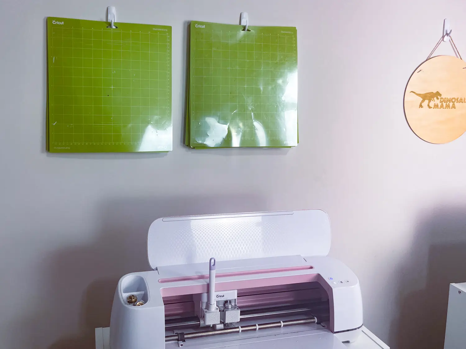 15 Cricut Beginner Tips: Boost Your Crafting Confidence in 2024