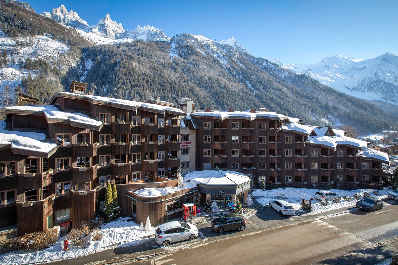 Refuge du Montenvers | Hotel in Chamonix Mer de Glace | Terminal Neige ...