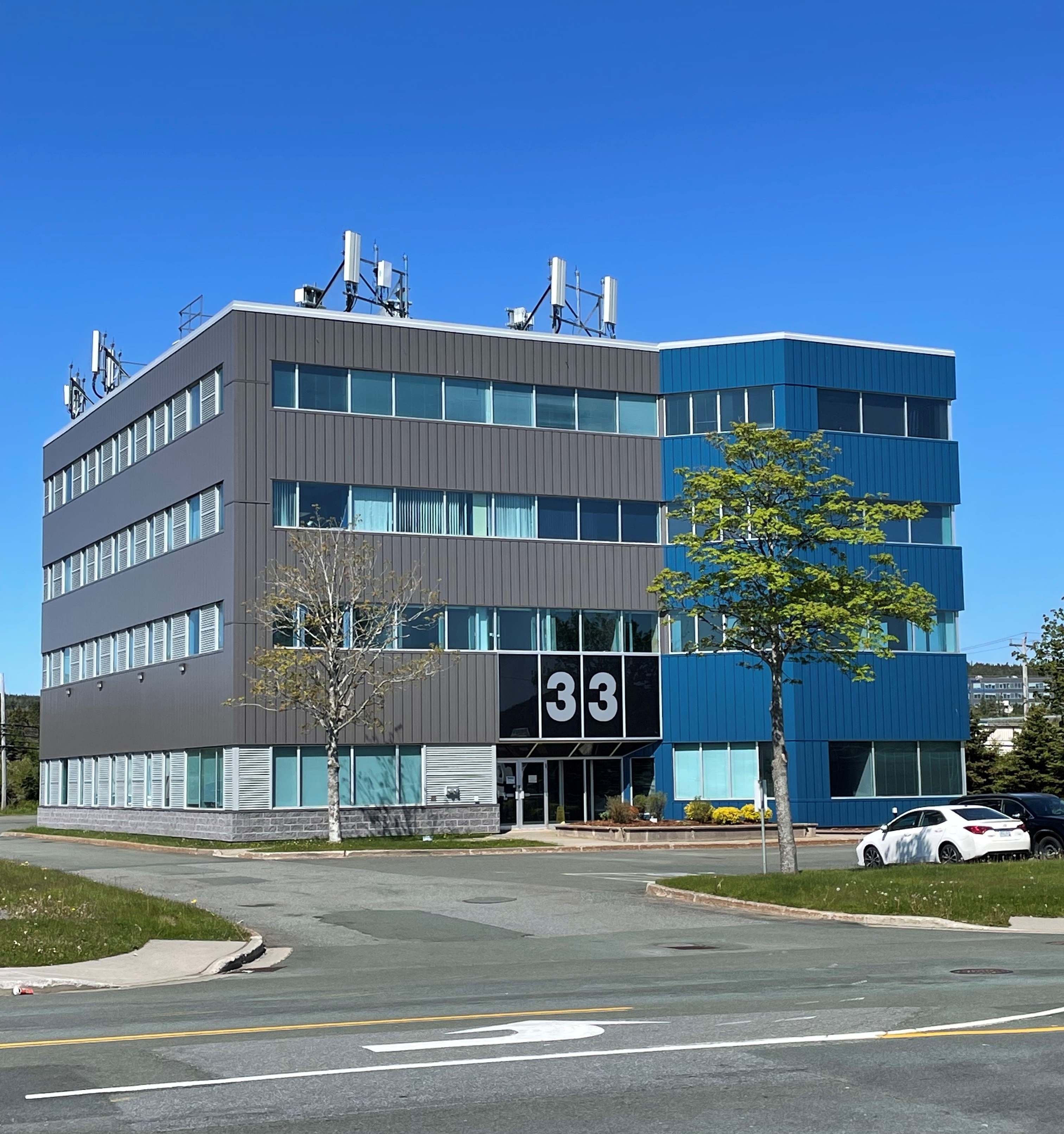 Great Location in O'Leary Industrial Park | - Razor Real Estate Webflow ...