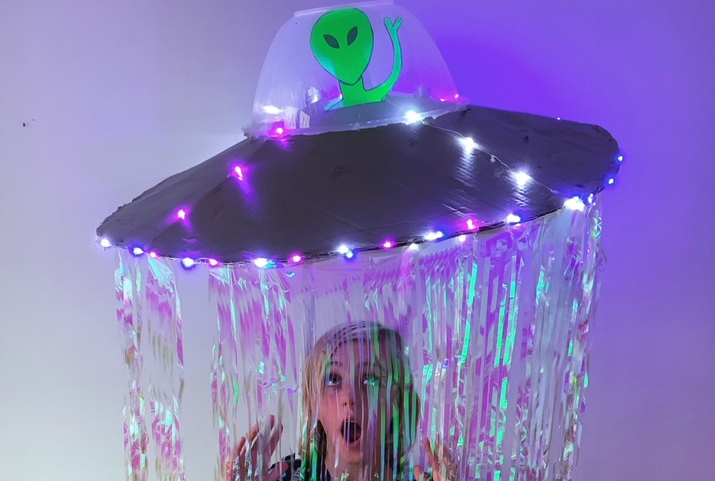 Homemade 'Alien UFO Abduction' Costume - How to Guide