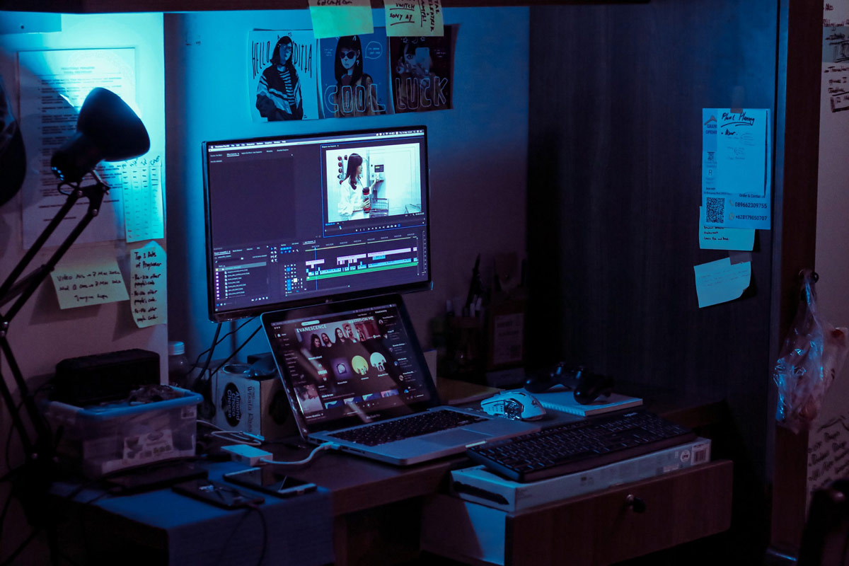 How to smoothly sync audio and video in Adobe Premiere Pro | Evercast Blog