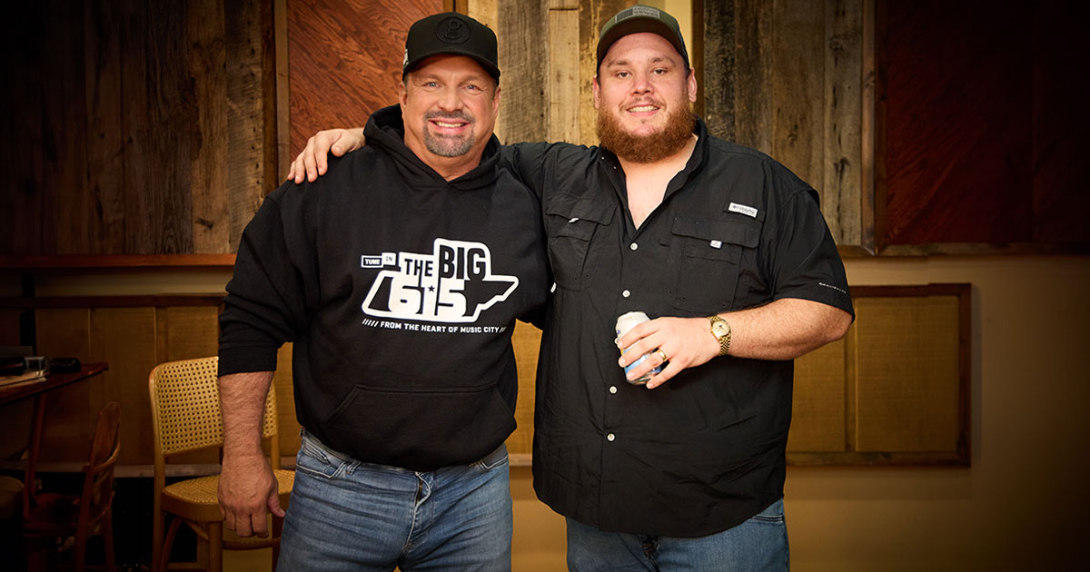 Garth Brooks | Garth Brooks & Luke Combs – Sitting Down Artist-to ...