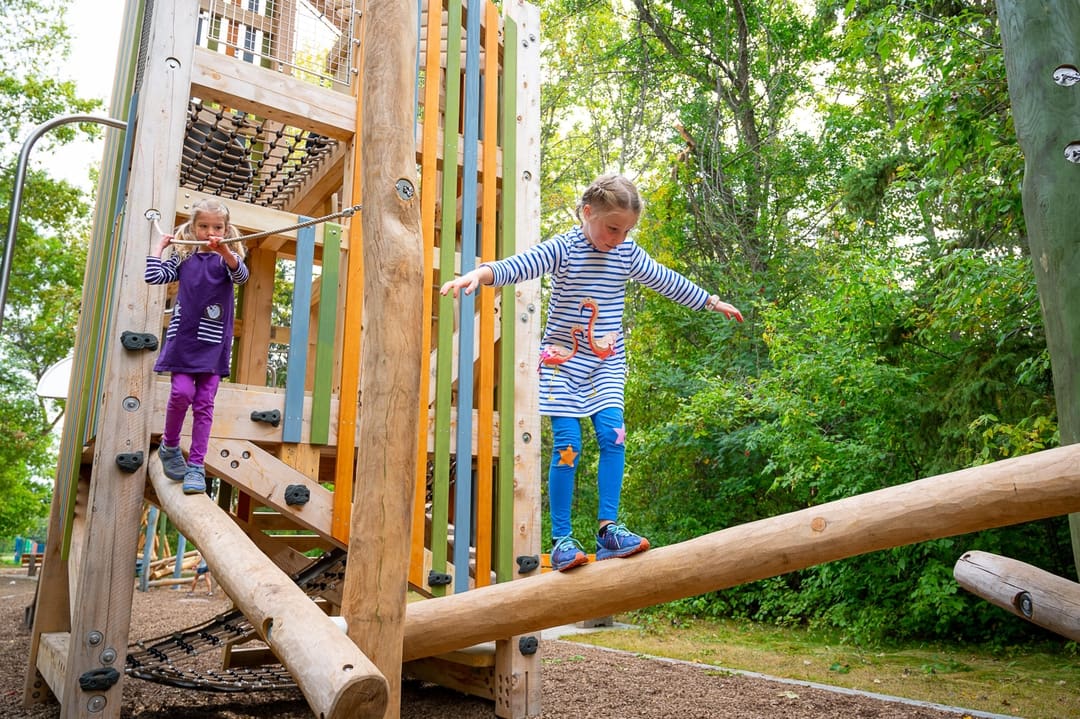 Wooden & Natural Play Structures for Playgrounds and Parks | Park N Play