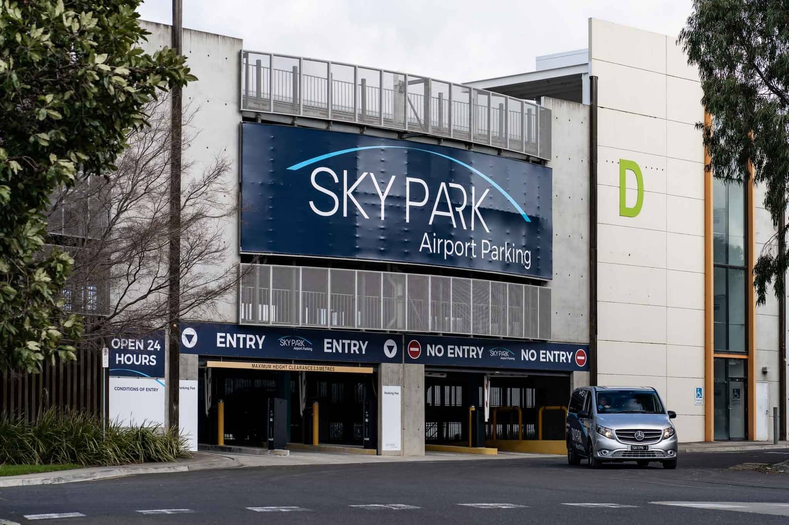 SkyPark Melbourne Airport Parking - Services