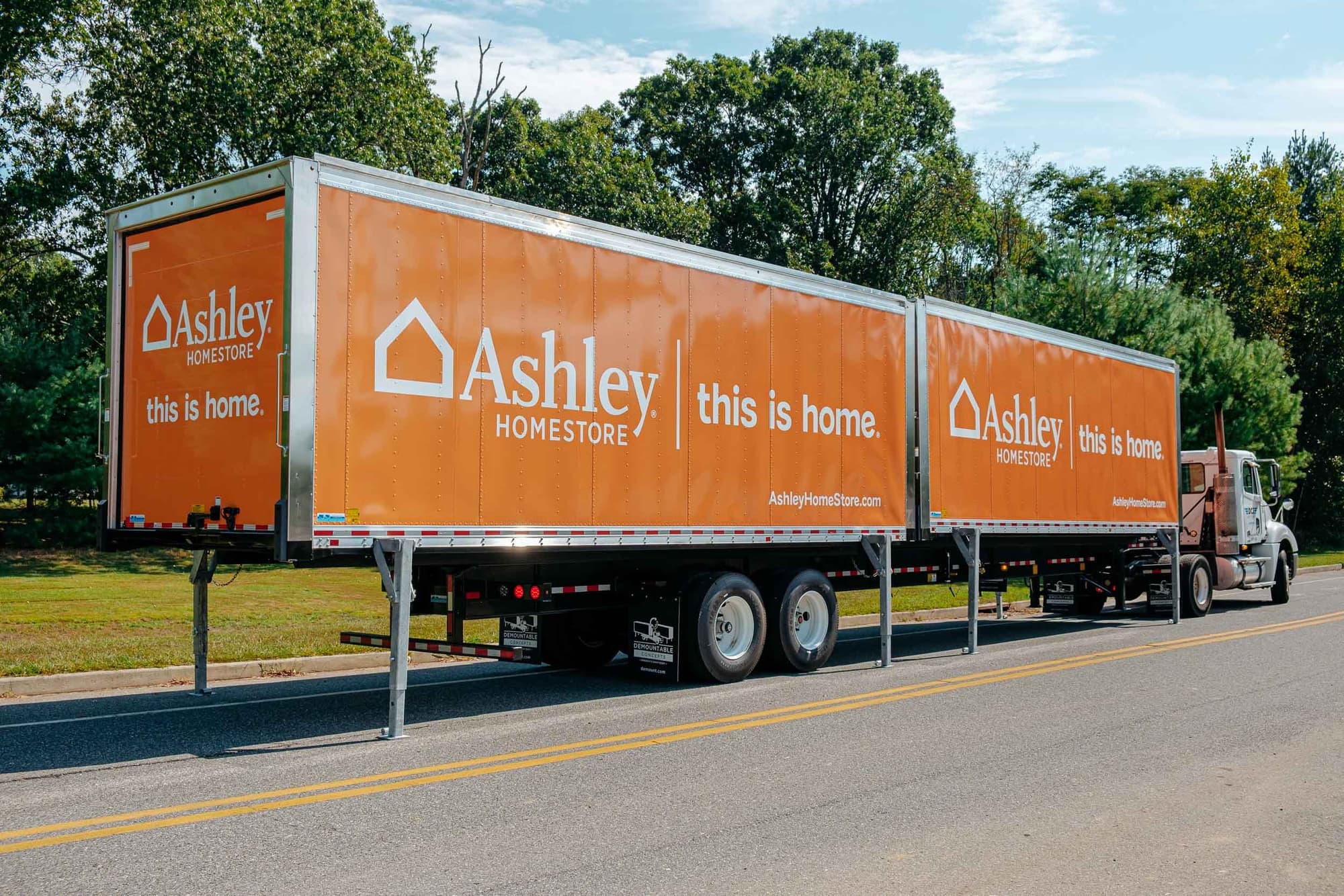 Warehouse On Wheels | Demountable Concepts