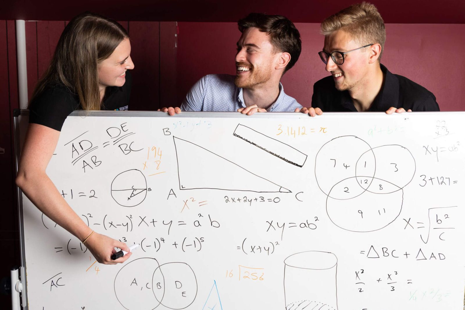 WhatsApp Broadcast Message Sample: 24 Templates to Use [July 2023]