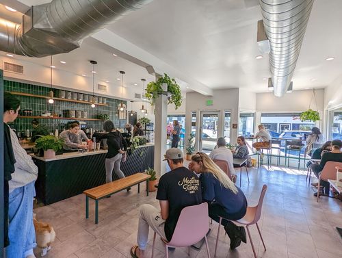 18 Best Long Beach Coffee Shops to Relax and Recharge
