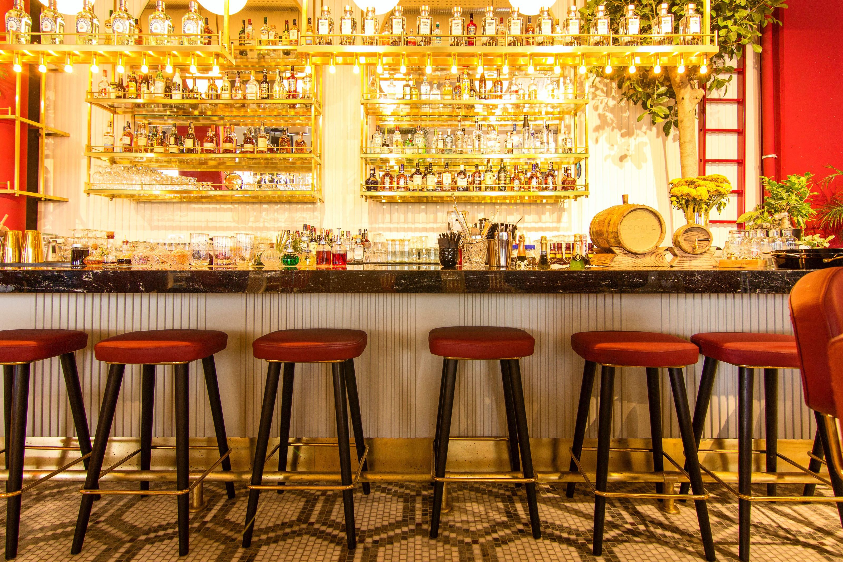 350 Bar Names: How to Choose the Perfect Bar Name