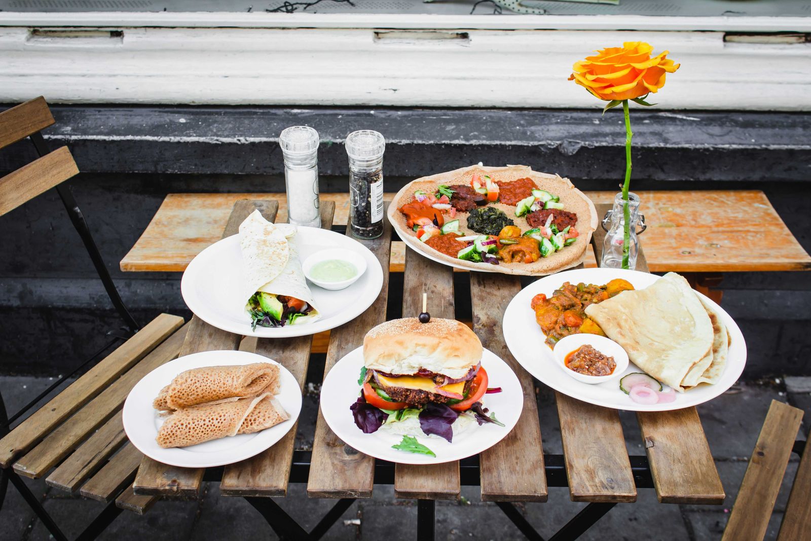 Fast Casual vs Quick Service: What is the Difference?