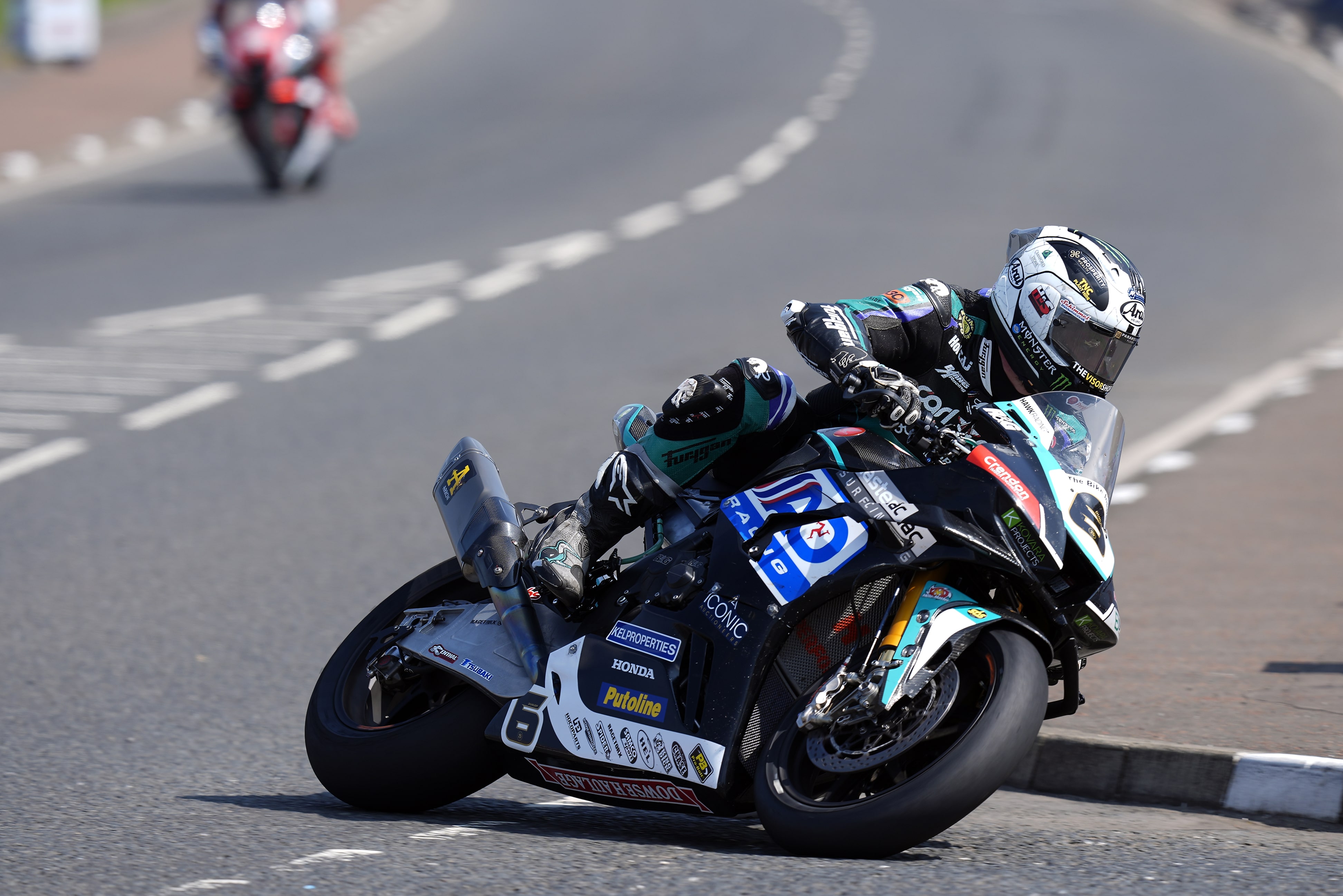 Dunlop races to superbike podium double at North West 200