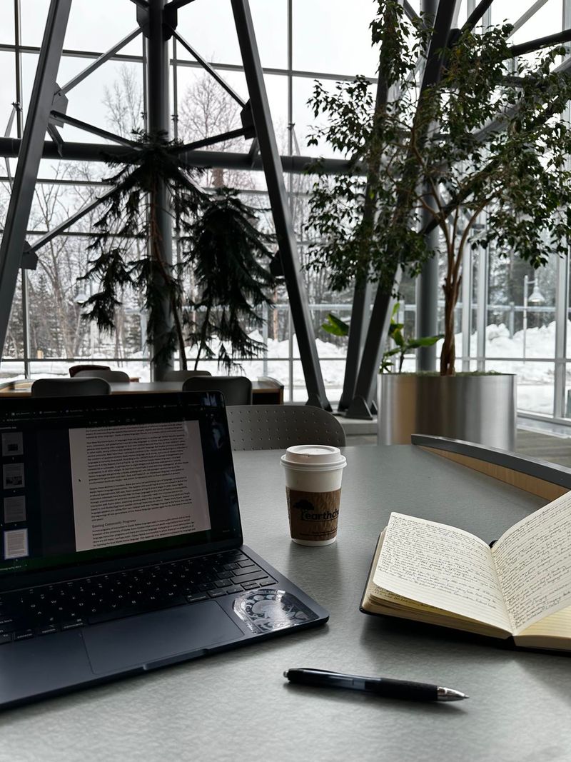 Does the 40-hour work-week actually work?