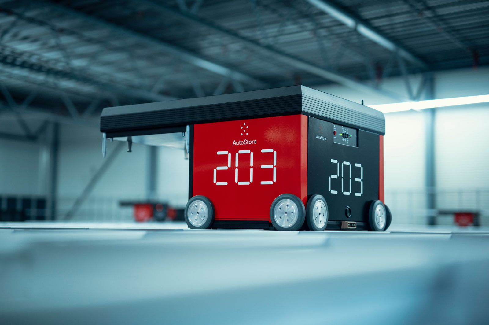 What is an RF Scanner? A Full Guide to Warehouse Efficiency!