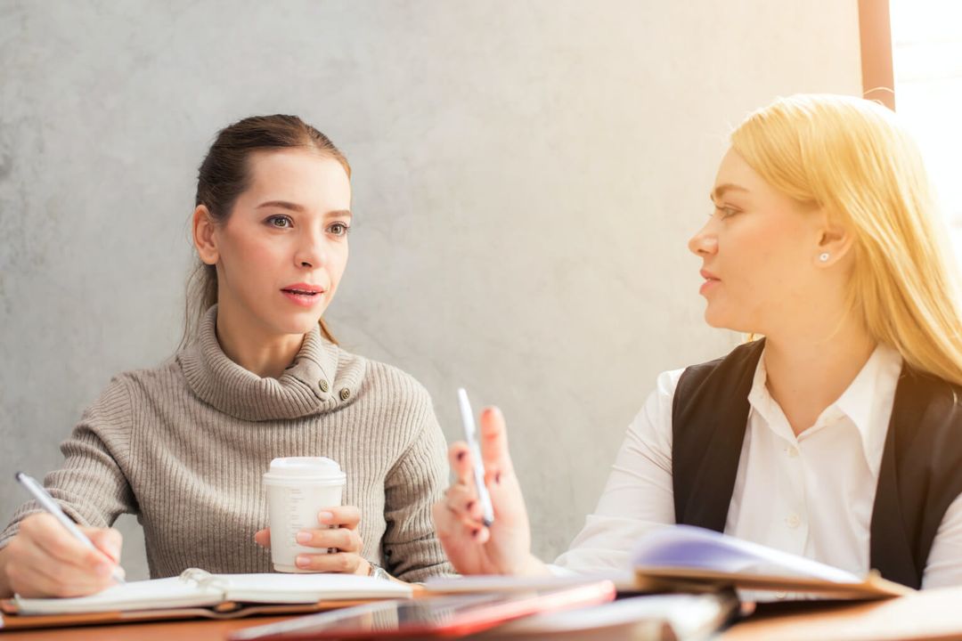 180 Engaging team-building questions for work | Surf Office