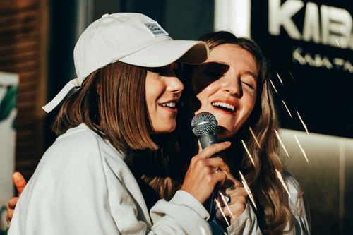 30 Easy talent show ideas for adults craving fun at work | Surf Office