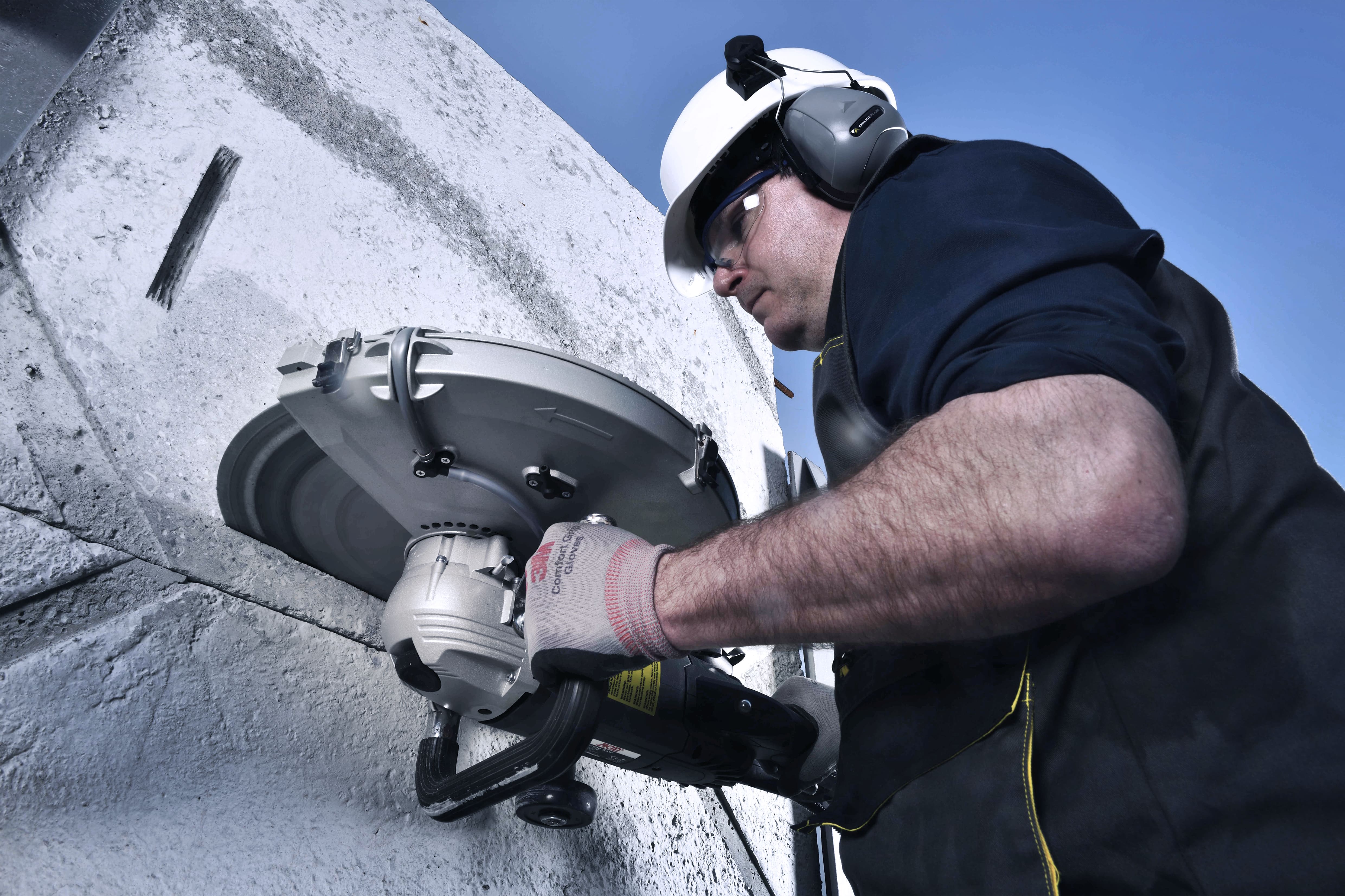 Which Hand-Held Concrete Saw Should You Choose? | Power Tool Insights ...