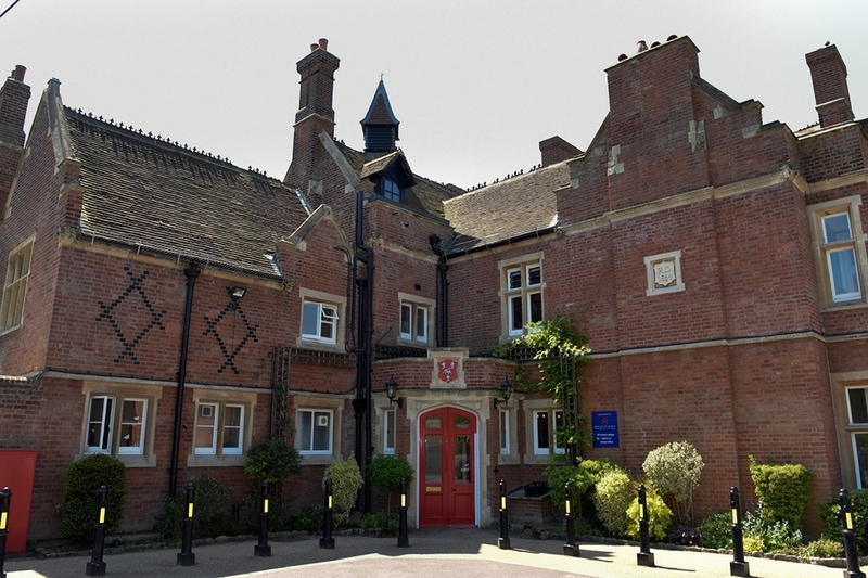 Reigate St Mary's School | Day Camps in Reigate | Camp Beaumont