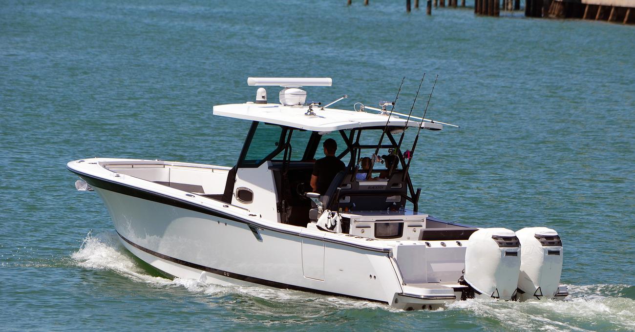 Best Center Console Boats | LakeWizard