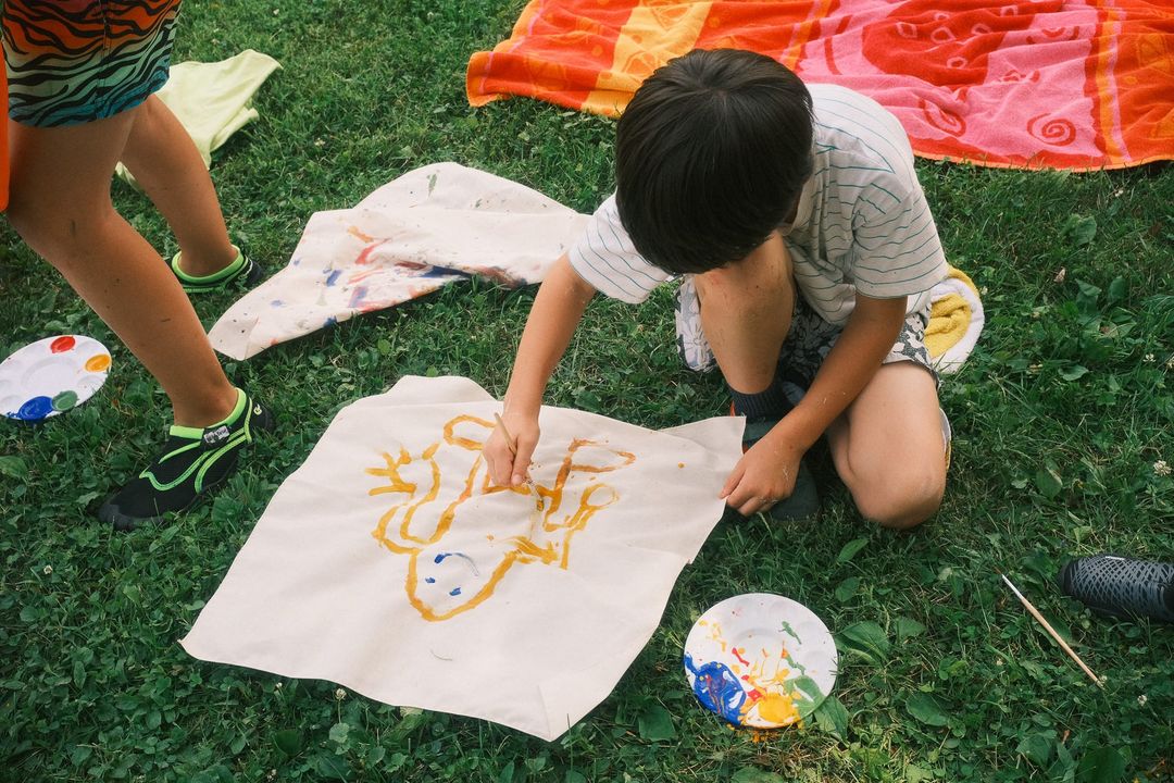 Art Scouts: It's a Bird! It's a Plane!