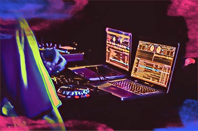 What is Looping in Music and How do I Use It?