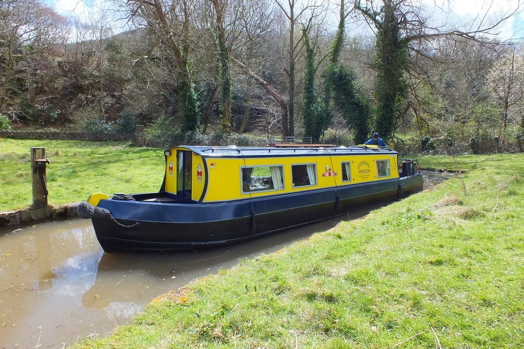 Canal Boat Hire Monmouthshire & Brecon