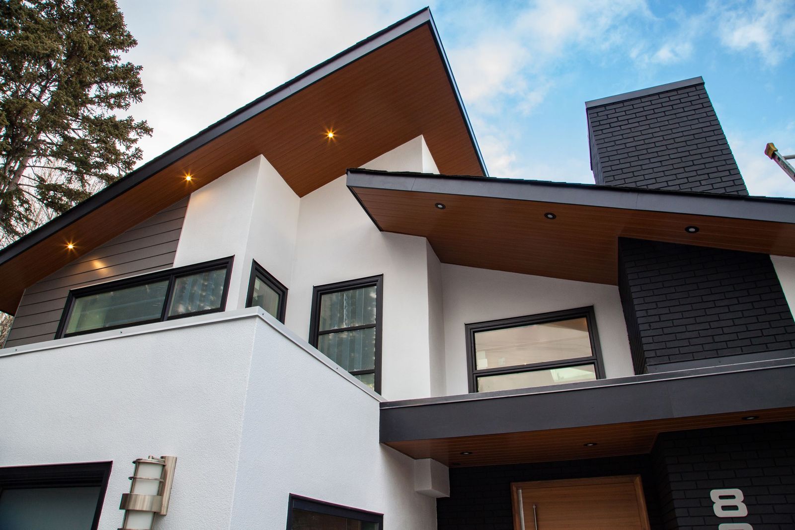Calgary & Red Deer's Expert Roofing Solutions | Schedule Your Service!