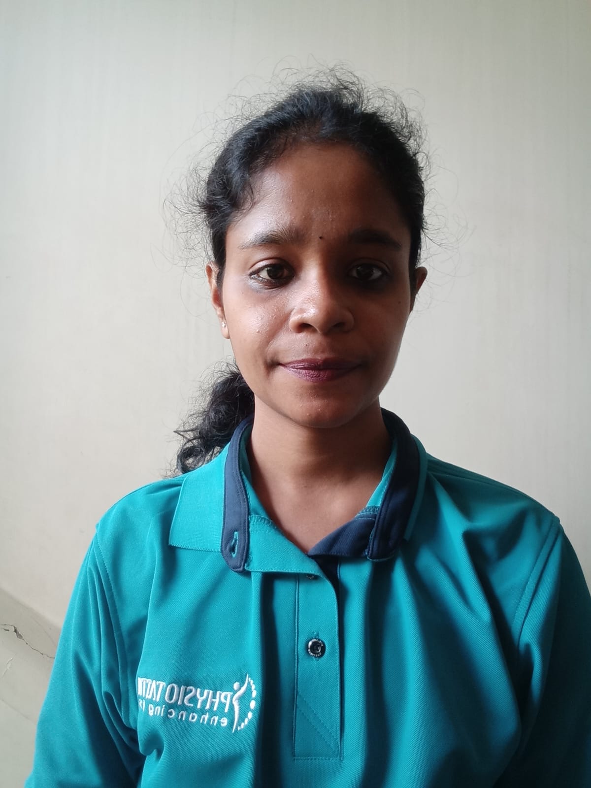R. Sivadharshini: Expert Home Physiotherapist