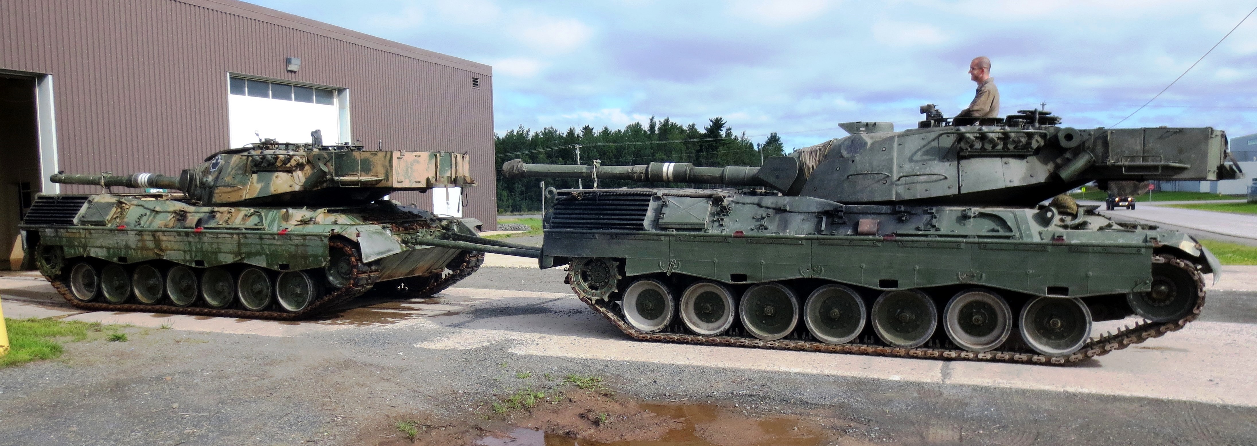 Royal Canadian Armoured Corps (RCAC) The Regiments