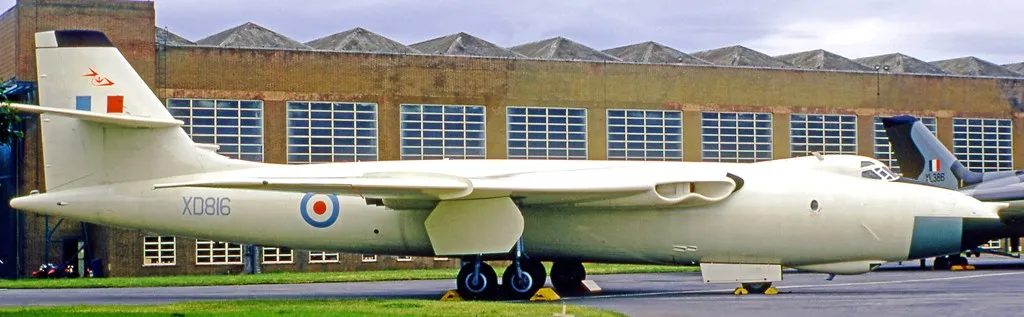 Warplanes of the UK: Vickers Valiant
