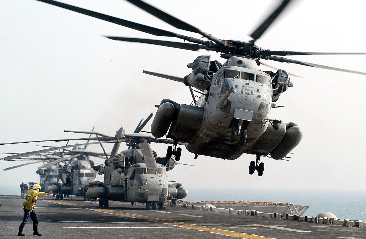 Warplanes of the USA: Sikorsky CH-53E Super Stallion