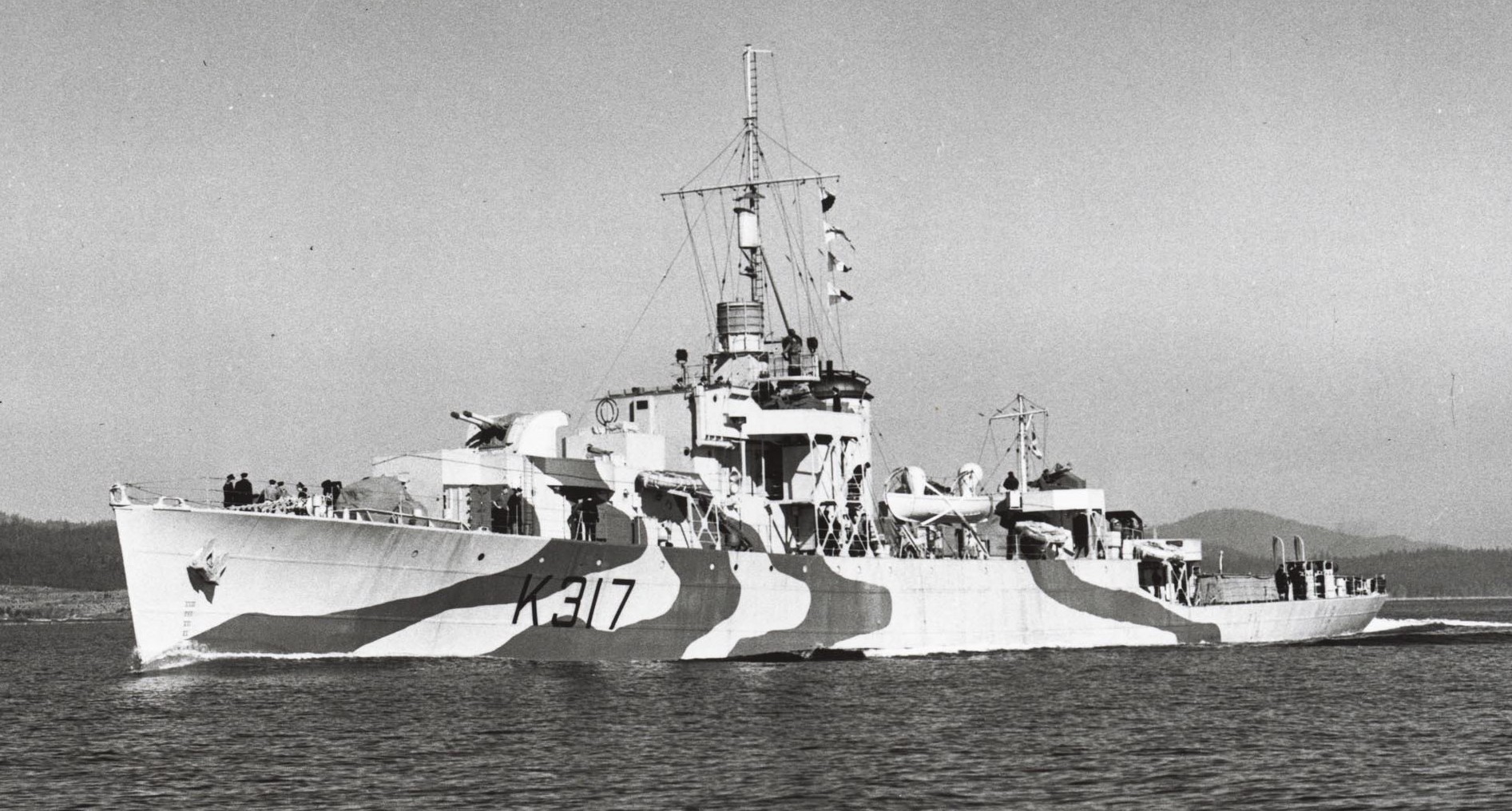 RCN Frigates (River class): HMCS Chebogue (K317), HMCS Joliette (K418 ...