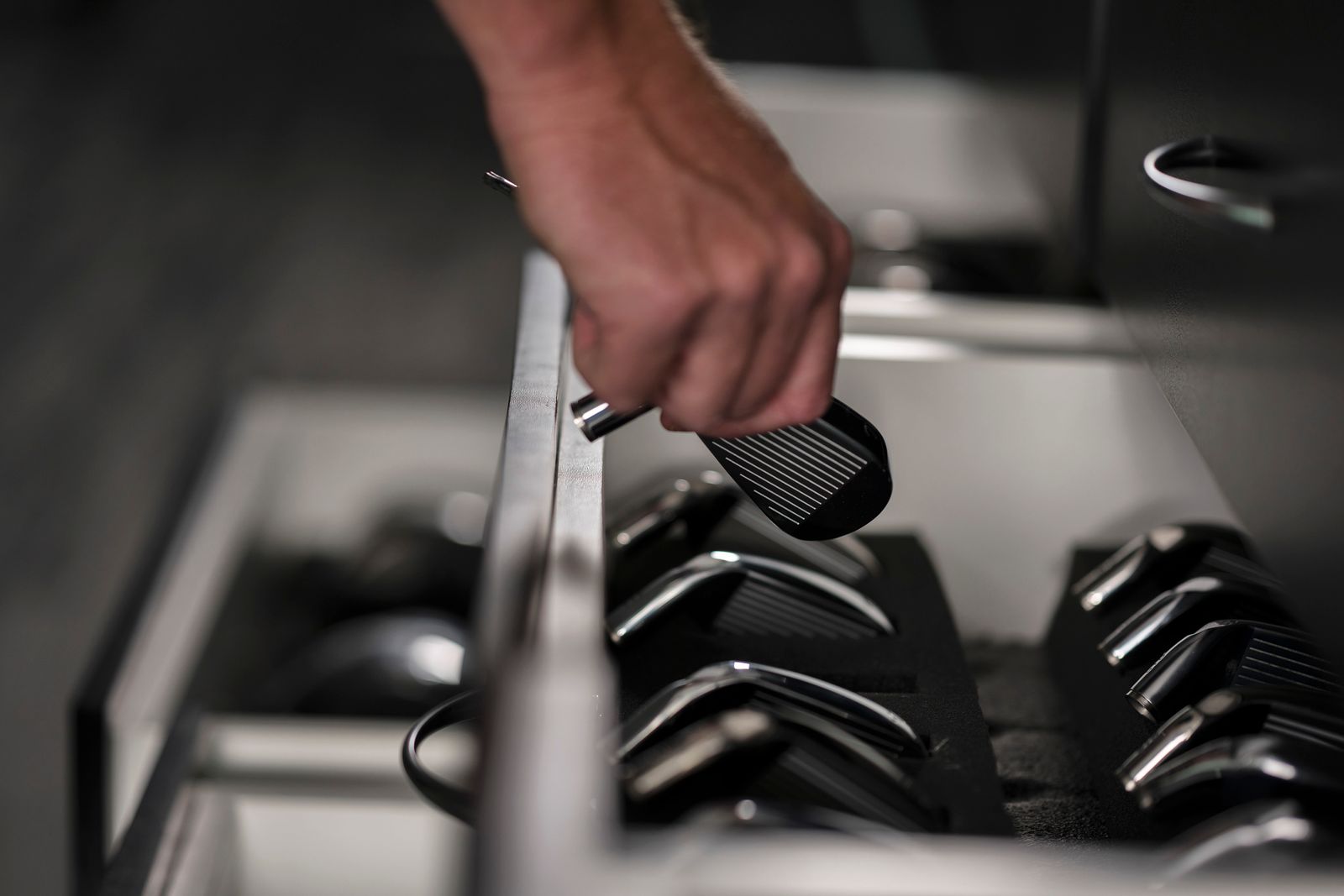 Brisbane's Ultimate Golf club fitting