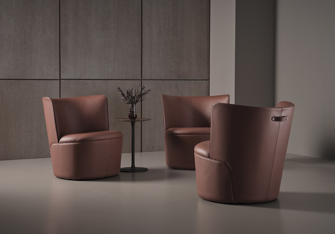 Tote | Davis Furniture