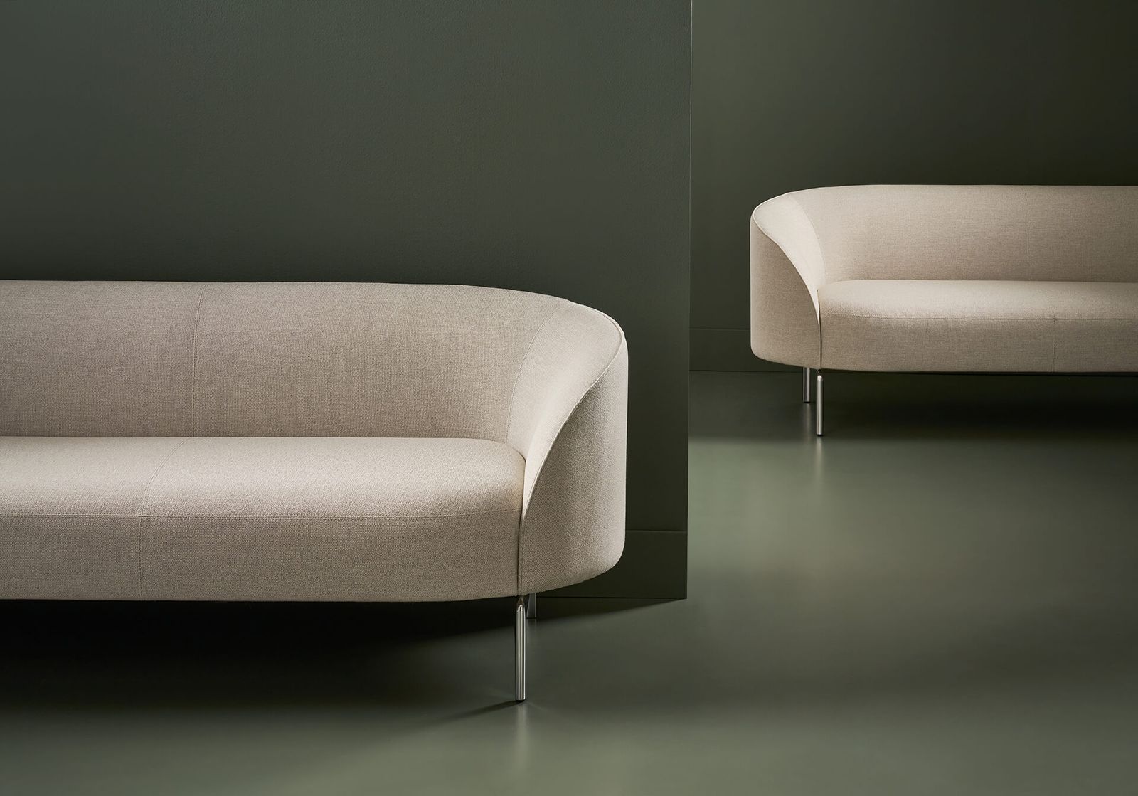 Arcular Sofa | Davis Furniture